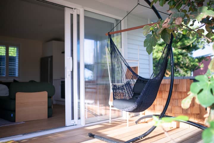 Ponsonby Cottage Oasis With Fire Pit & Gated Park - Auckland