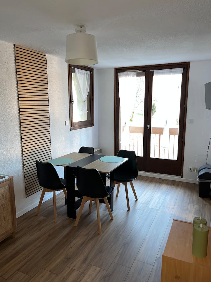 Appartement Aux Pieds Des Pistes, Plein Sud - Monts Jura