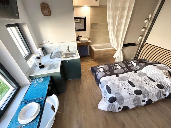 Un Studio Indépendant, Un Véritable Havre De Paix - Meyzieu