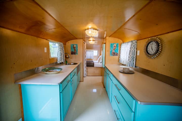 1946 Spartan Manor Vintage Trailer | Launch Pointe - Lake Elsinore, CA