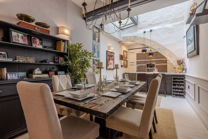 Elegant Maltese Townhouse Rooftop Terrace Pax4 - Málta