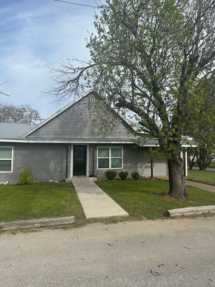 Private Room In Weatherford Texas - Weatherford, TX