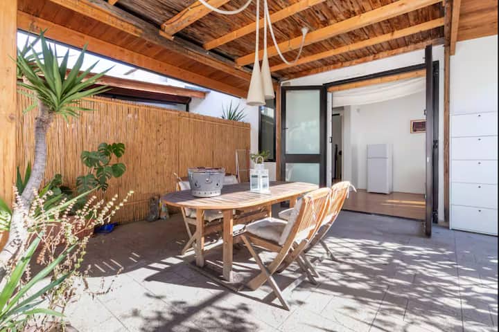 Luminoso Appartamento Con Terrazza Privata A Bari - Bari