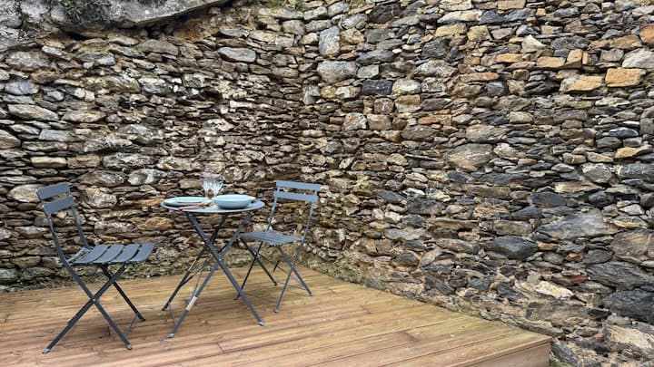 Le Refuge De Laval - Maison Balnéo - Laval, France