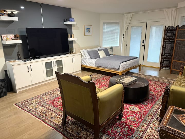 White Rock Living - White Rock