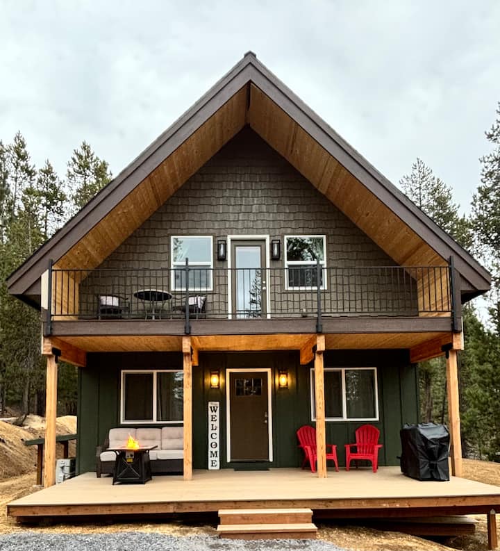 Diamond Peaks Cottage Mountain Retreat / Fire Pit - Odell Lake, OR