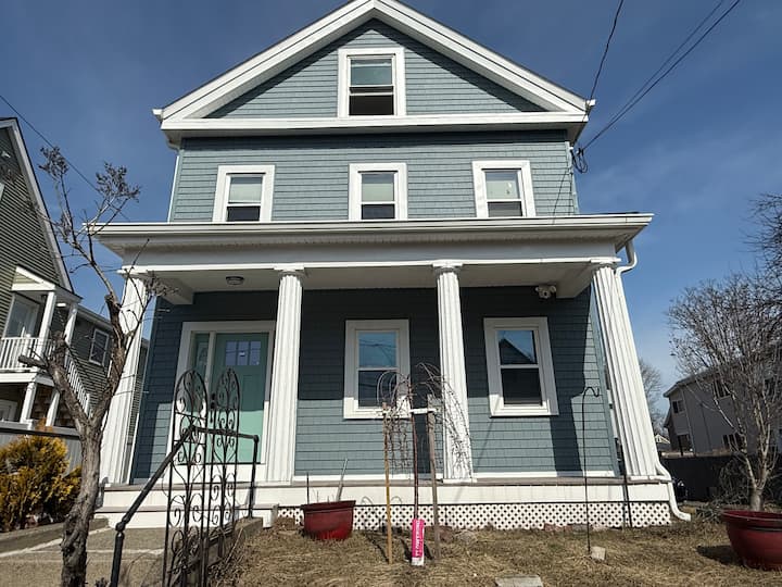 Cozy, Warm & Modern 3-bedroom With Free Parking - Bay Village - Boston