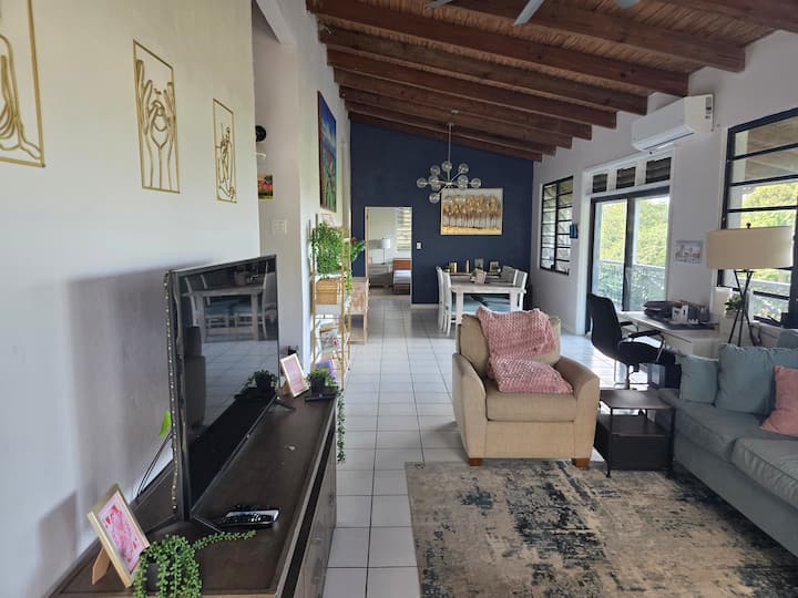Chevrière Cottage Retreat: Summer Rates Available - Saint Thomas