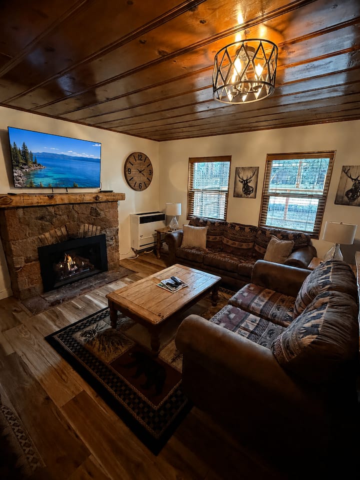 Cozy Cabin In The Pines - South Lake Tahoe, CA