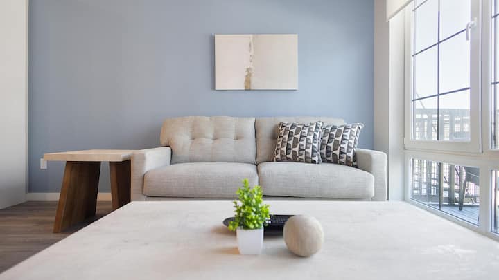 Landing | Beautiful 1bd, Gym, Yoga Studio - Connecticut