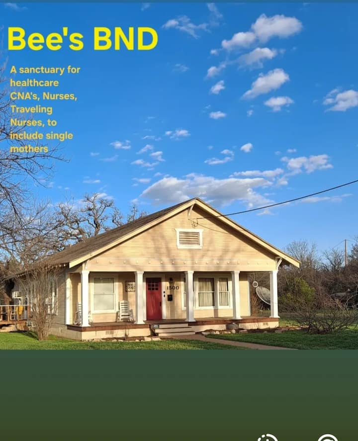 Private Rooms, W/ccess To Entire, 4 Bedroom House - Brownwood, TX