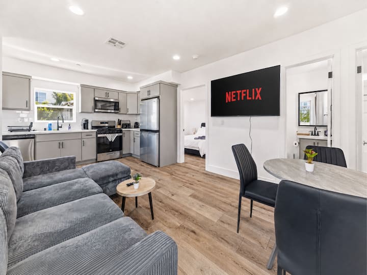 Bright 3br Retreat Heart Of Weho - West Hollywood, CA