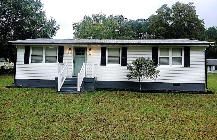 Salisbury Made Simple -Modern, Furnished & Ready - Delmar, DE