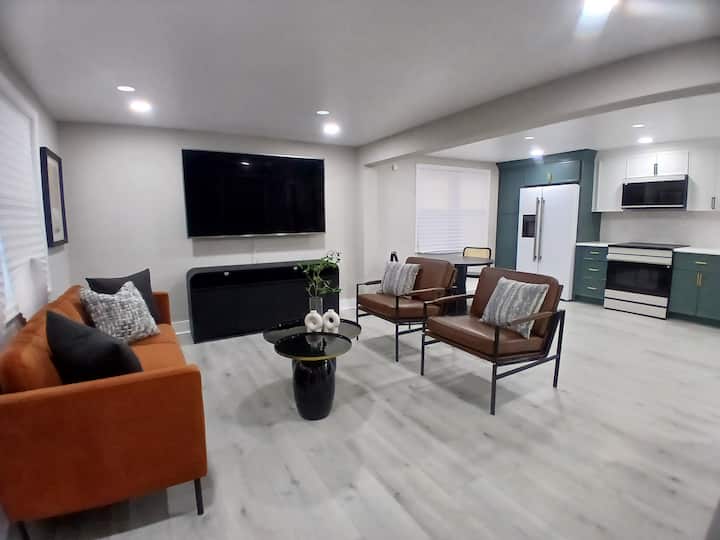 Salisbury Made Simple -Modern, Furnished & Ready - Salisbury, MD