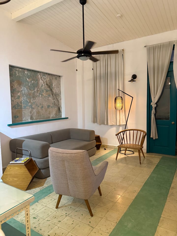 811 San Felipe - Panama City