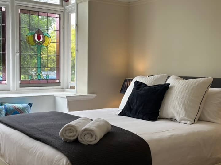 Heritage Charmer | Roomy And Cosy | Central Orange - Orange