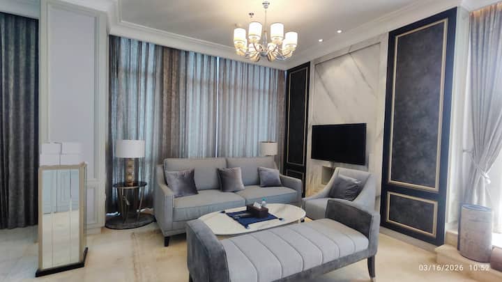 Luxury Penthouse Surabaya On The Top Of Venetian - Surabaya
