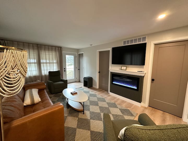 Jewel Of Saugatuck - 索格塔克