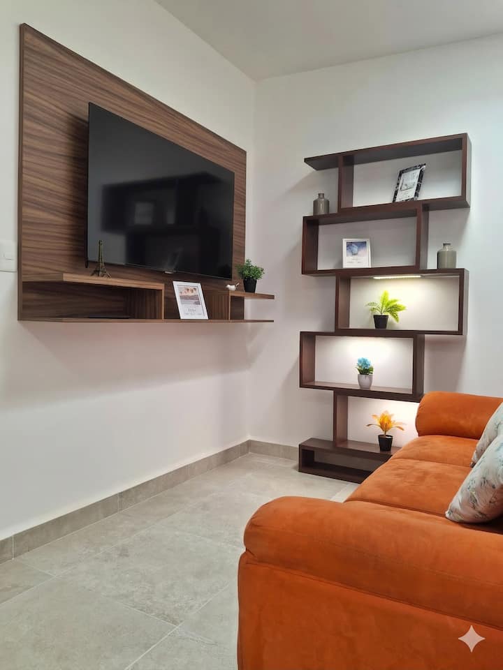 Casa Privada Poliforum-hospitales-puerto Interior - León