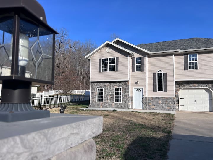 Dragon Stone Estate - Fort Leonard Wood, MO