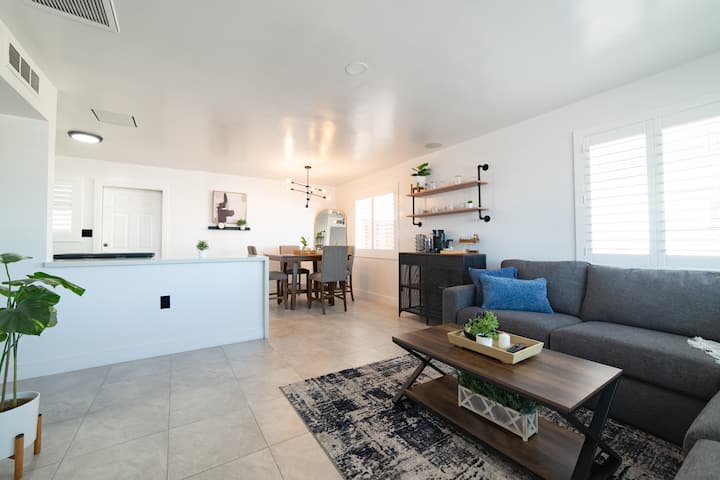 Cozy Home Minutes From The Airport - Tempe, AZ