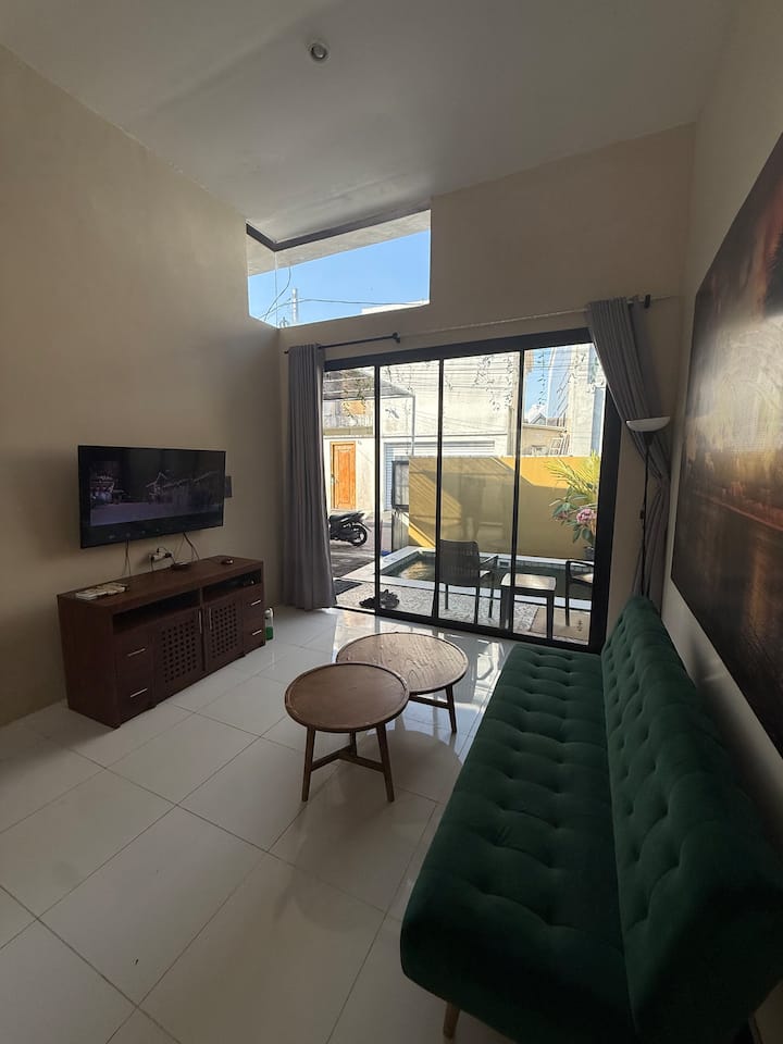 2 Br House Near Finn Beach Club - Canggu