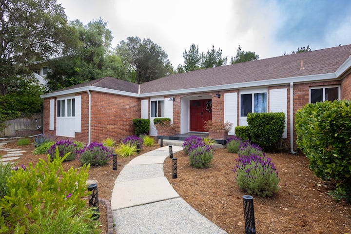 Serene Retreat In Carmel Knolls - Carmel-by-the-Sea, CA