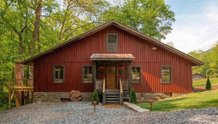 10 Min To Asheville | Creekside, Fire Table, Games - Weaverville, NC