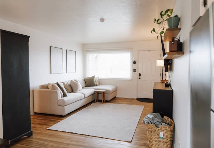 Washburn Retreat | Cozy | Near Airport + Park - Idaho Falls, ID
