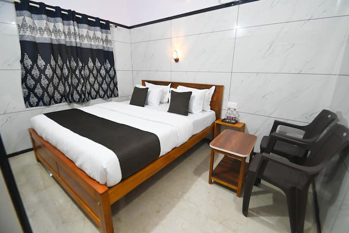 Cr7 Stay: Premier Ac Deluxe 2bhk Family Homestay - Murdeshwar