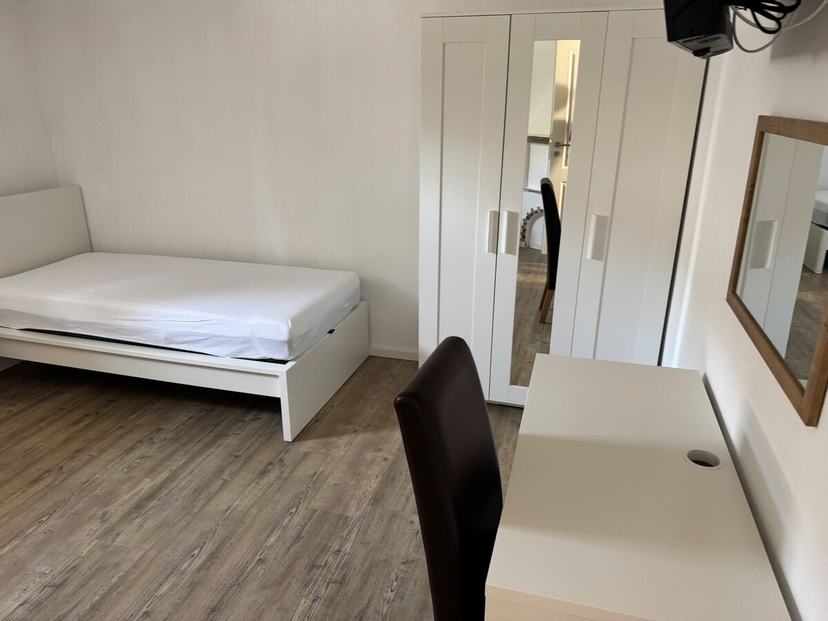 Room in the basement - Houses for Rent in Braunsbedra, Sachsen-Anhalt ...