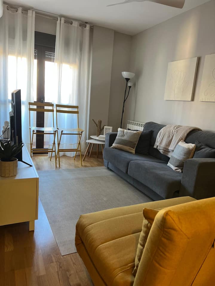 Coqueto Y Tranquilo, Para Tu Escapada Perfecta. - Arguedas