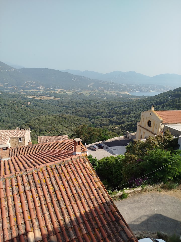 Olmeto • Maison Ancienne Au Cœur Du Village Corse - Olmeto