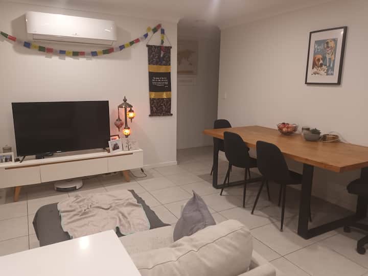 Dog-friendly Duplex With Fenced Secure Garden. - Beerwah