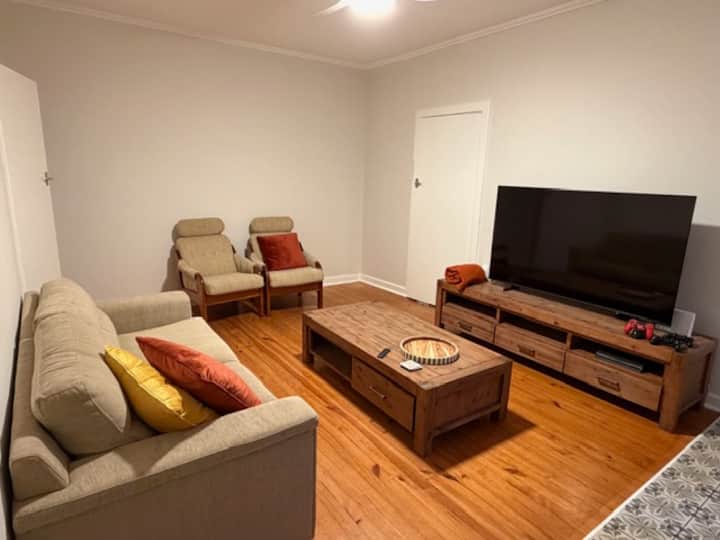 Berrima By The Bay | 2br Home In Glenelg North - Glenelg