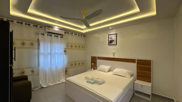 Appartement Cosy Climatisé • Séjour Confortable - Benin