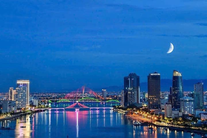 Golden Bay - Son Tra City ​​Landscape - Da Nang