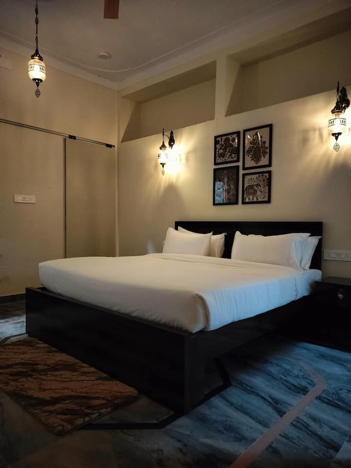 Khardi House
 A Homely Stay With Comfort & Care - Udaipur