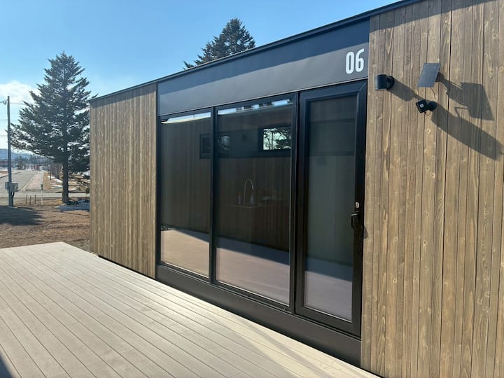 Hase Village Private Cabin豊頃06｜2名の自然コンテナハウス - 北海道