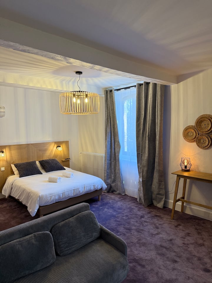 Suite Junior Glycine, Hôtel Les Boissières - Caussade