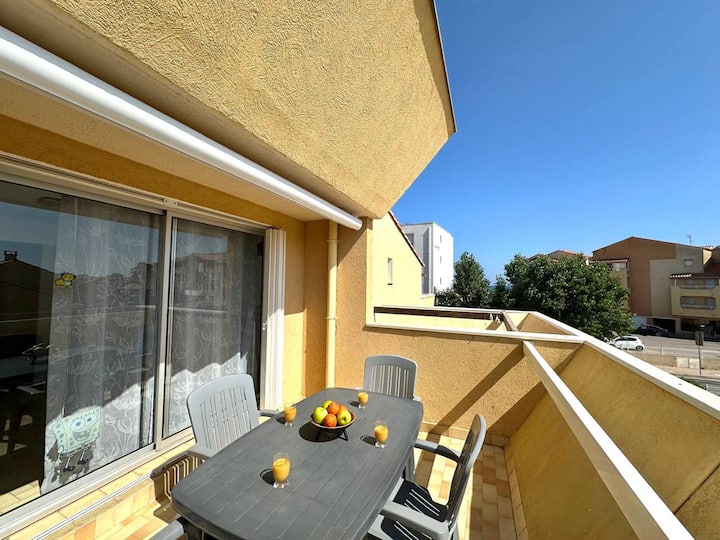 Charmant T2 Avec Terrasse Et Aperçu Mer - Sérignan
