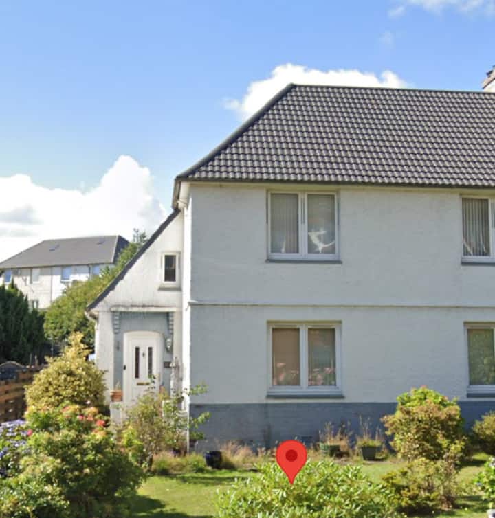 Well Presented Cottage Apartment - Loch Lomond