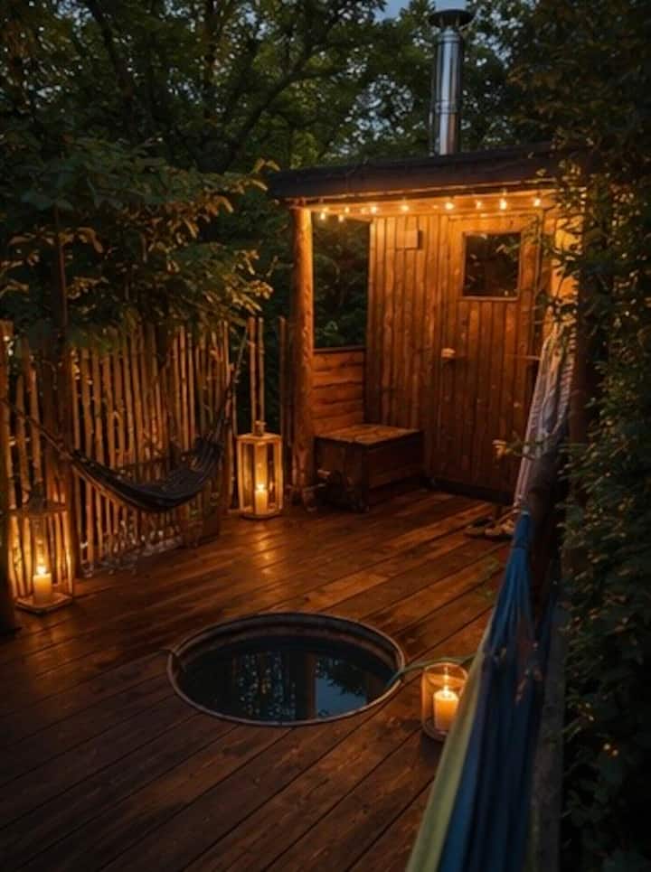 Woodland Sauna Escape | Plunge, Views & Cosy Cabin - Gloucestershire