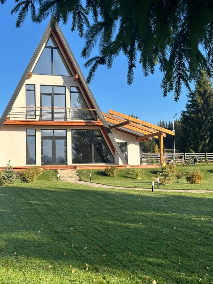 Loft Delut - Refugiu Pentru O Escapadă Reușită - Suceava