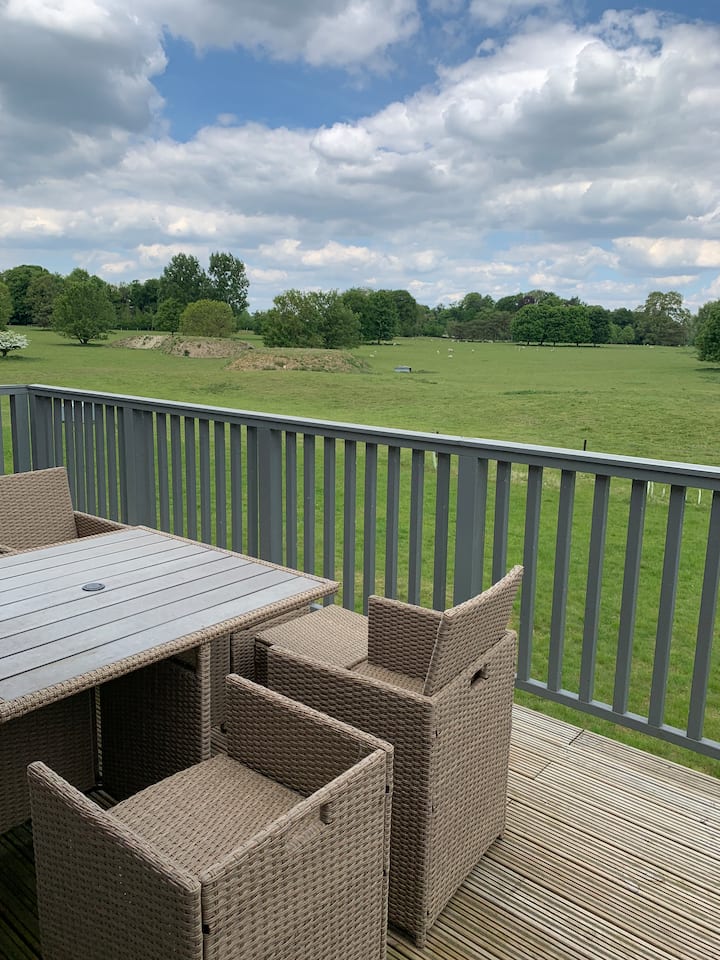 2 Beechwood - Warminster