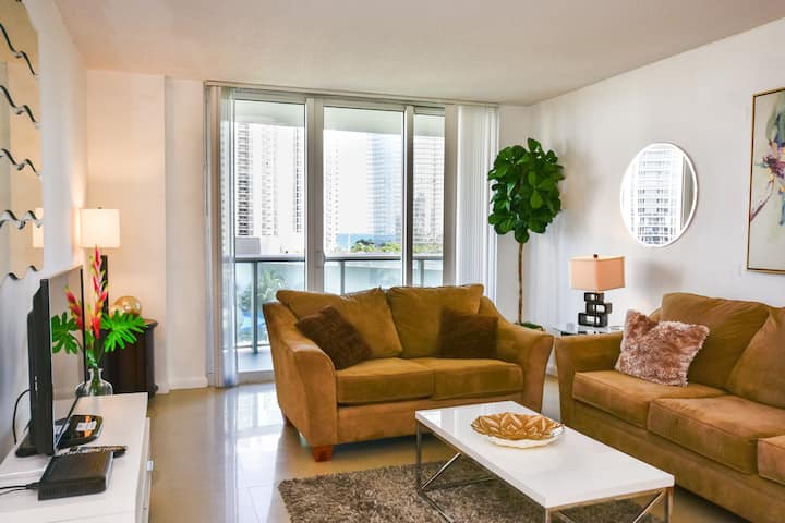 Sunset Spot By The Ocean W Ocean View/pool/tennis - Sunny Isles Beach, FL