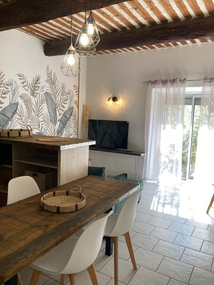 Charmant Gite En Rez De Chaussée Coeur De Provence - Vedène