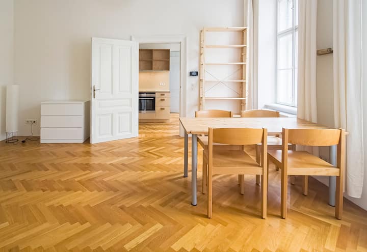 Schöne Altbauwohnung - Vienna