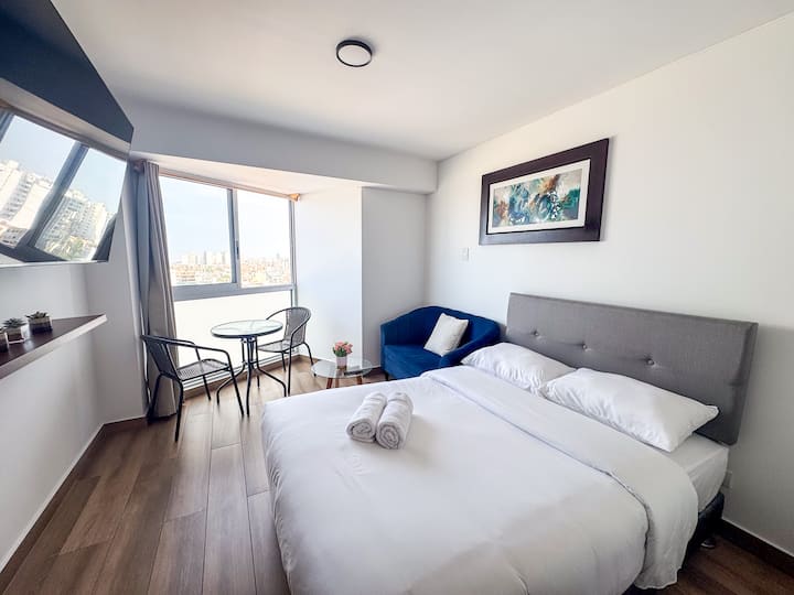 Functional & Cozy Loft In San Miguel @Altohost - Peru