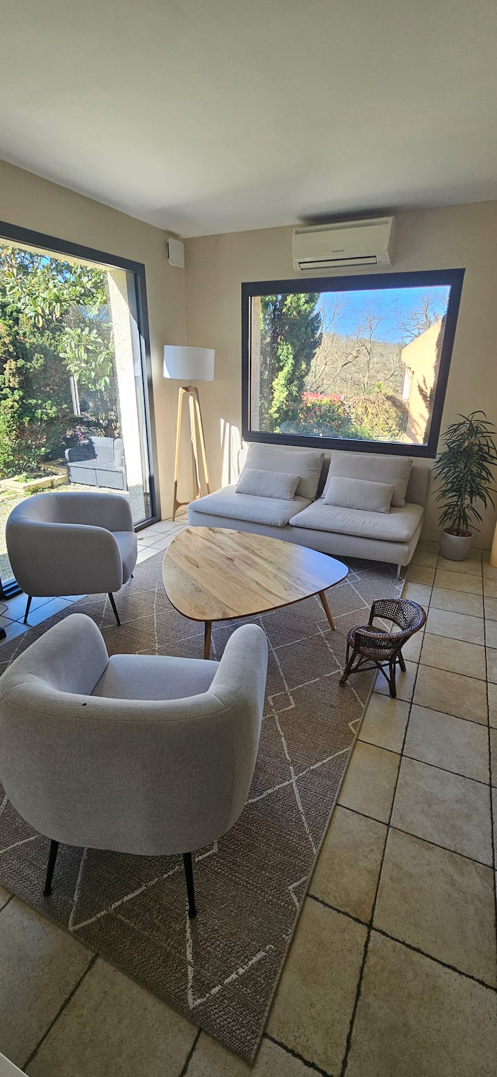 Maison Au Calme Avec Grand Jardin - Nantes